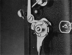 Features of the Graflex Super-D